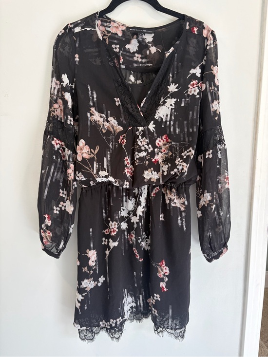 White House Black Market | Dresses | White House Black Market Floral ...